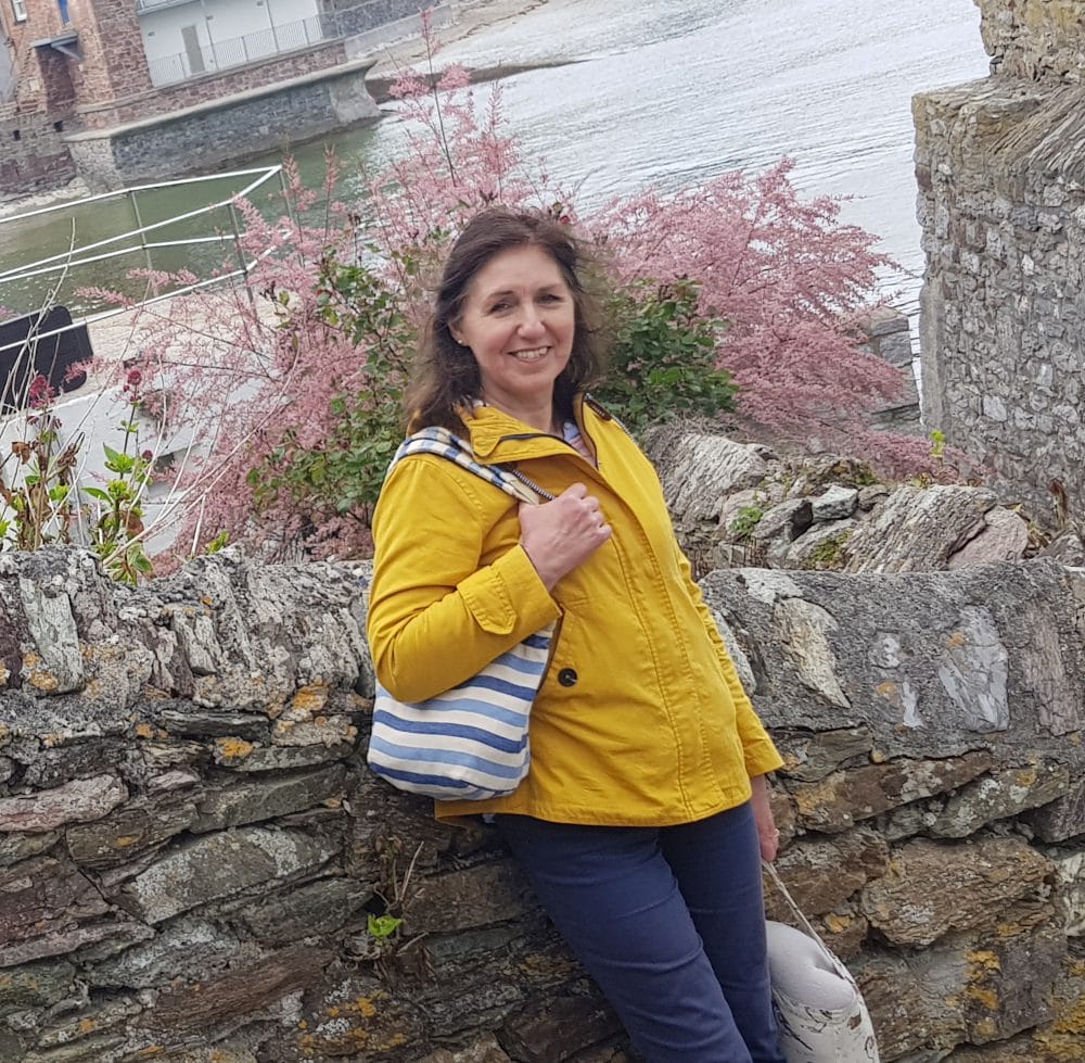 Barbara Beckerleg • Drawn to the Valley