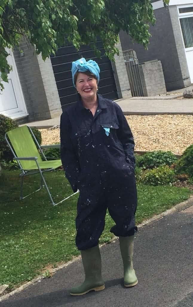 Nuala Taylor - Drawn to the Valley